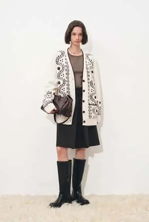 Fabrique Alder Hand Embroidery Vine Jacquard Cardigan In Wool Blend - Multicolor