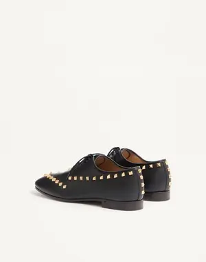 Valentino Garavani Derby Rockstud In Kidskin - Black