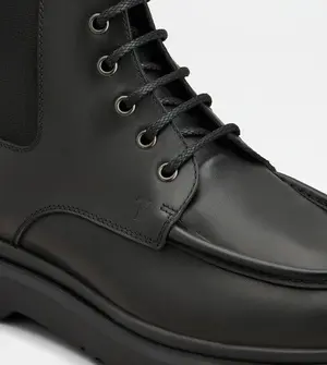 TOD'S Combat Boots In Leather