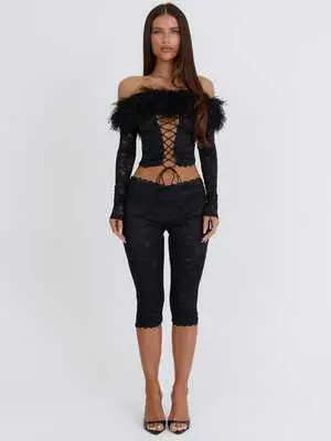 OUTCAST Rhachel Capri Pant