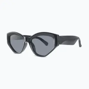 JAXY EYEWEAR Vesper Cat Eye Sunglasses - Black