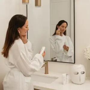 MITO RED LIGHT Mitoaura Complete Skincare System