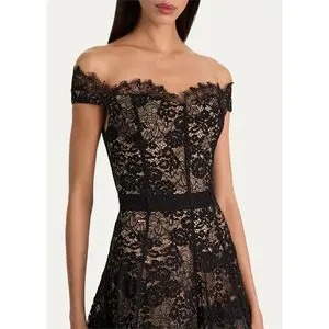 Alice + Olivia Viviana Off-the-shoulder Lace Gown