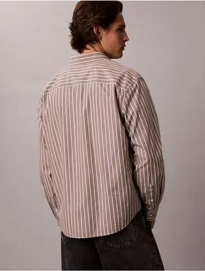 Calvin Klein Graphic Relaxed Button-down Shirt - Walnut