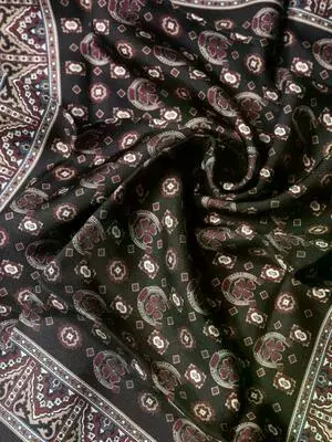 Dolce & Gabbana Patterned Square Scarf - Black