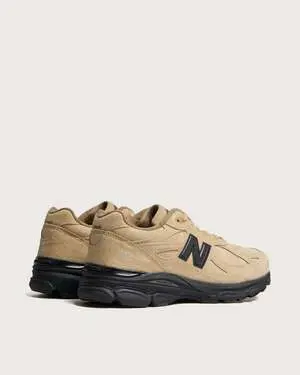 NEW BALANCE X Jjjjound 990v3 Sneakers