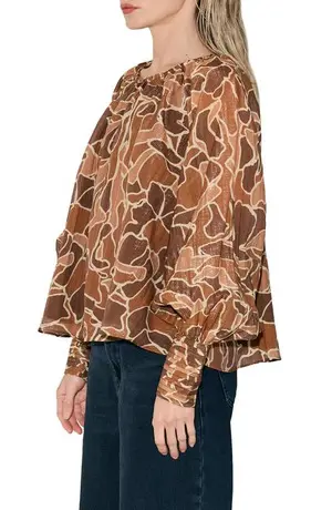 CIEBON Rileigh Shimmer Balloon Sleeve Top