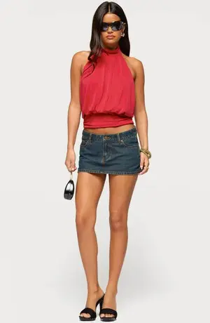 EDIKTED Laeva Backless Halter Top