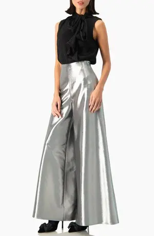 IVONNE Oversized Bow Neck Sleeveless Blouse