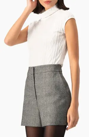 IVONNE Sleeveless Cable Knit Turtleneck Top