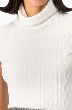 IVONNE Sleeveless Cable Knit Turtleneck Top
