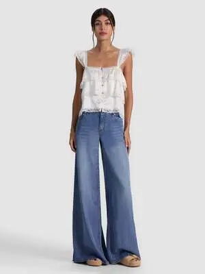 Alice + Olivia Sylvie Tiered Lace Crop Top