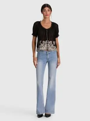 Alice + Olivia Odette Emrboidered Puff Sleeve Top