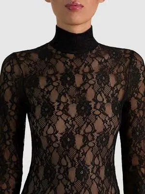 Alice + Olivia Delora Lace Maxi Dress With Train