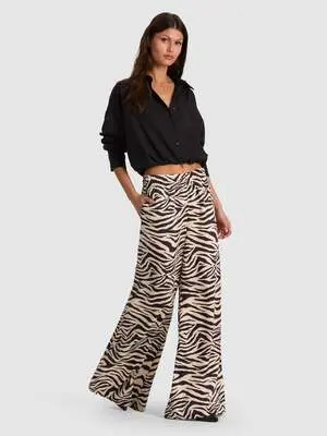 Alice + Olivia Keegan Pull On Wide Leg Pant
