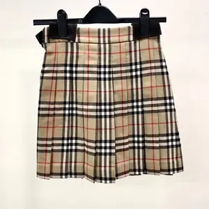 Burberry Lambskin Detail Vintage Check Kilt