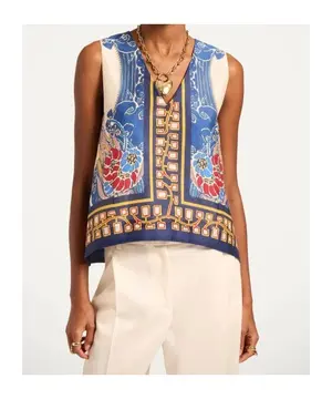 La DoubleJ Scala V-neck Top