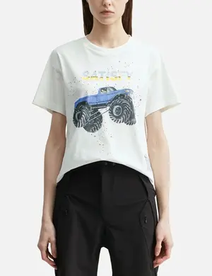 Satisfy T-shirt With A Car Graphic