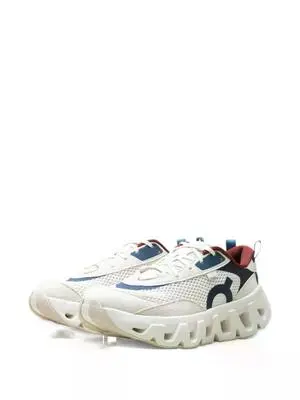 On K-tech 2 Sneakers