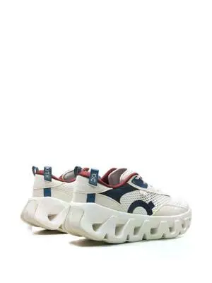 On K-tech 2 Sneakers