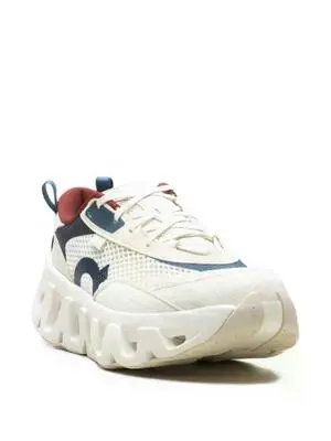 On K-tech 2 Sneakers