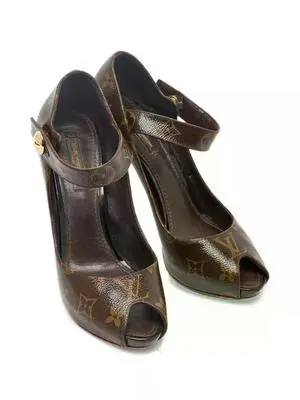 LOUIS VUITTON Ritual Monogram Canvas Pumps