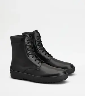 TOD'S Winter Gommino Ankle Boots In Leather