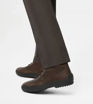 TOD'S Winter Gommino Ankle Boots In Leather