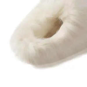 SKIMS Oversized Slipper | White | | Faux Fur