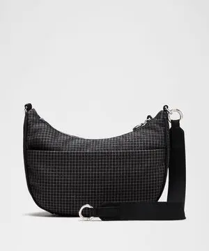 Lululemon City Essentials Small Shoulder Bag 3l Evolve