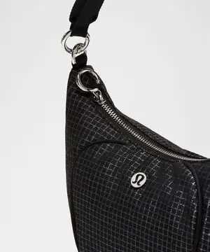 Lululemon City Essentials Small Shoulder Bag 3l Evolve