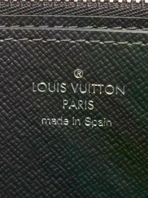 LOUIS VUITTON Xl Zippy Damier Graphite Wallet