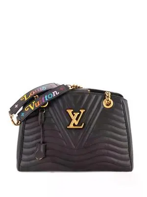 LOUIS VUITTON New Wave Chain Tote Quilted Leather Shoulder Bag - Black