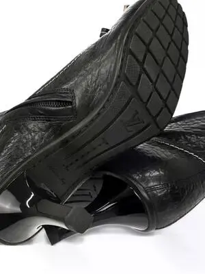 LOUIS VUITTON Bow Leather Boots