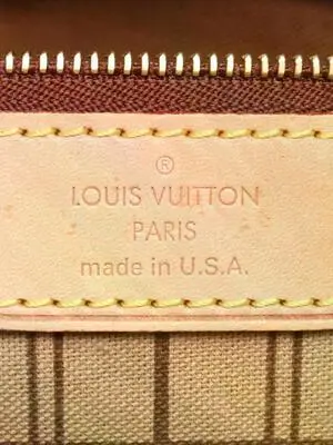 LOUIS VUITTON 2011 Mm Neverfull Monogram Tote Bag - Brown