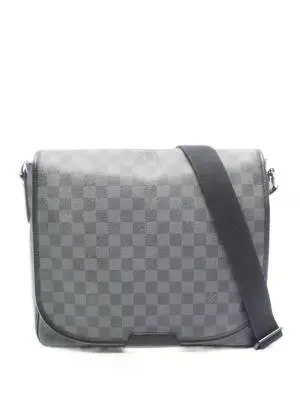 LOUIS VUITTON 2009 Mm Daniel Damier Graphite Messenger Bag - Grey