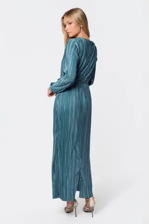 YAKIRA BELLA Camellia Long Sleeve Maxi Dress