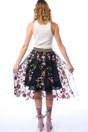 ARATTA Dark Rose Embroidered Skirt