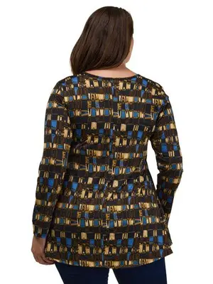 24SEVEN COMFORT APPAREL Essential Curvy Flared Long Sleeve Tunic Top