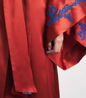 TORLOWEI Silk Tokoni Long Robe