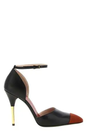 Valentino Garavani Sinead' Pump - Black