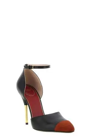 Valentino Garavani Sinead' Pump - Black
