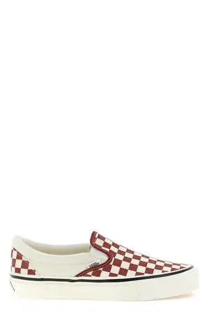 VANS Slip-on Sneakers With Checkerboard Pattern - Red
