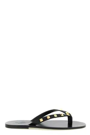 Valentino Garavani Rockstud Thong Sandals In Leather - Black