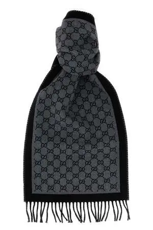 Gucci Gg Jacquard Scarf - Gray