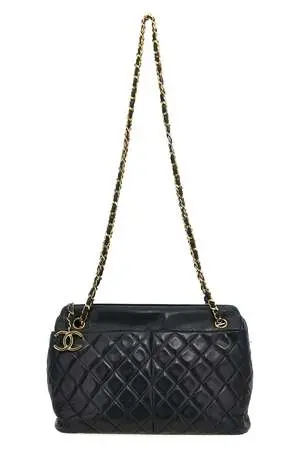 REWIND VINTAGE AFFAIRS Vintage Chanel Shoulder Bag