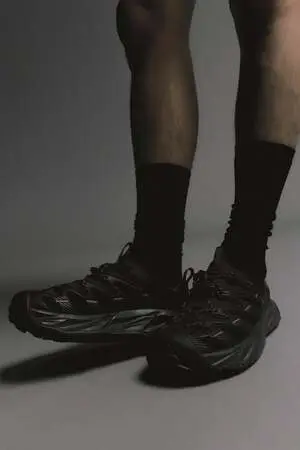 Hoka One One Hopara Sneaker With Cut-out Details - Black