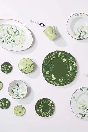 GINORI 1735 Porcelain Charger Plate With Scalloped Edge