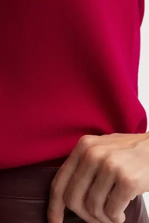 Iris Von Arnim Silk Top Sabia - Ruby