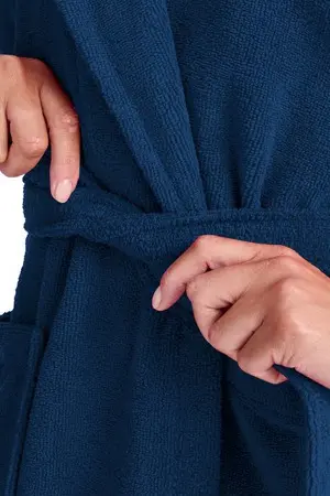 CHRISTY Supersoft Cosy Microvelour Soft Bath Robe - Navy